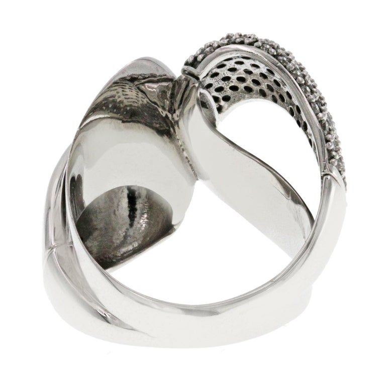 Fancy 18 Karat Gold 1.48 Carat Diamond Large Twist Ring For Sale at 1stDibs