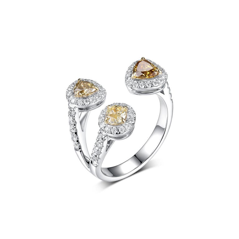 Fancy Color Diamond and Round Diamond Ring in 18K Gold For Sale at 1stDibs