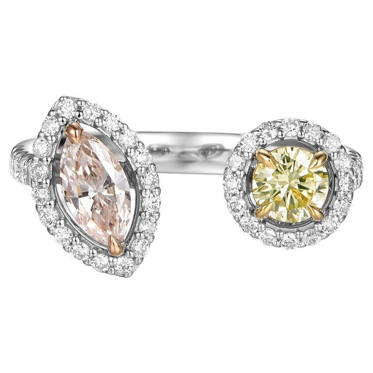 Fancy Color Diamond Toi Et Moi Ring in 18 Karat White Gold For Sale at ...