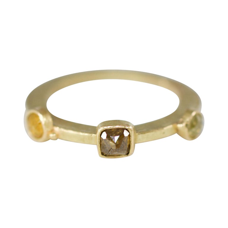 Fancy Color Diamonds Three-Stone 18K Gold Bridal Engagement Ring For ...