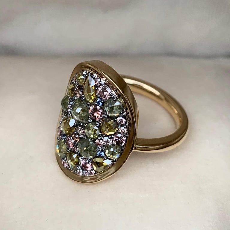 Fancy Olive Green Pink Diamond, Rose Cut and Briljant-Cut Diamond Pave ...
