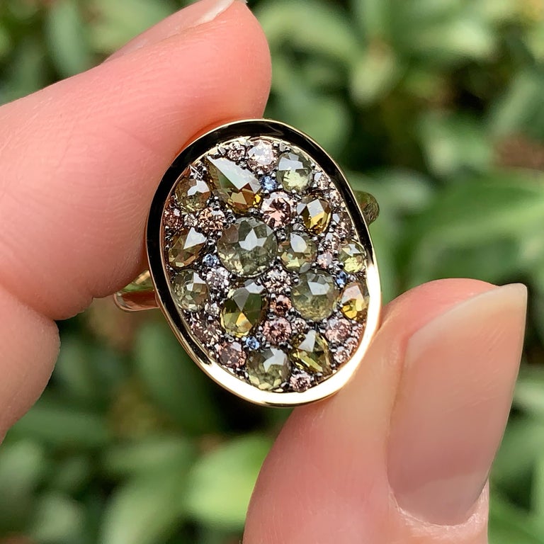 Fancy Olive Green Pink Diamond, Rose Cut and Briljant-Cut Diamond Pave ...