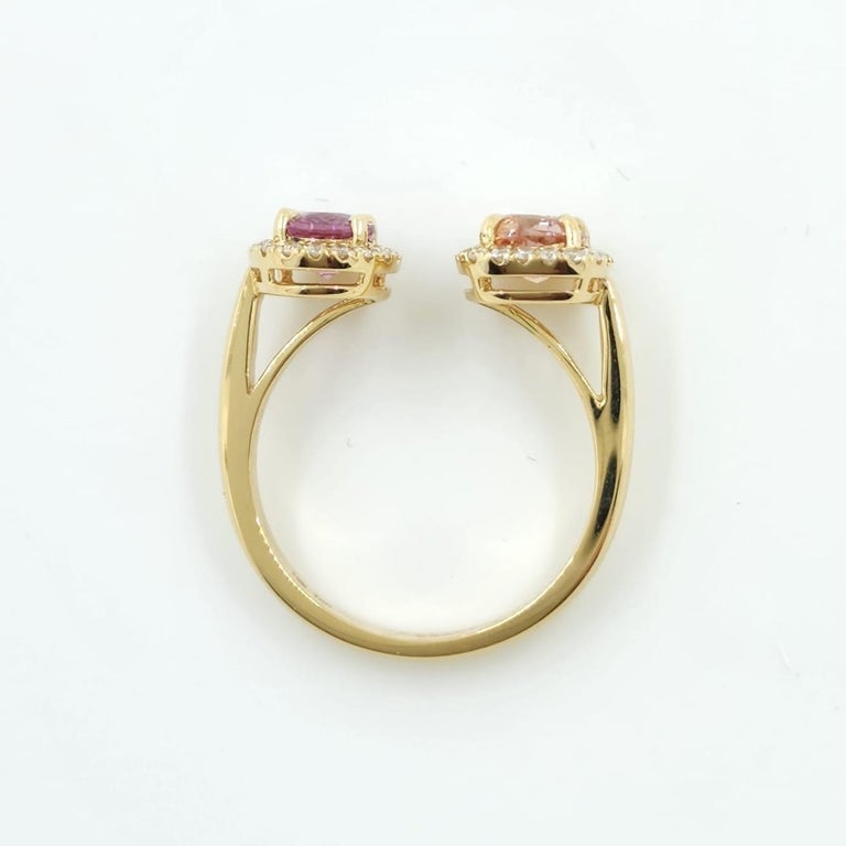 Fancy Sapphire Toi et Moi Ring in 18 Karat Yellow Gold For Sale at 1stDibs