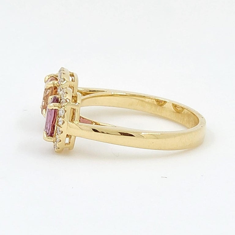 Fancy Sapphire Toi et Moi Ring in 18 Karat Yellow Gold For Sale at 1stDibs