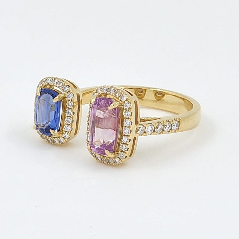 Fancy Sapphire Toi et Moi Ring in 18 Karat Yellow Gold For Sale at 1stDibs