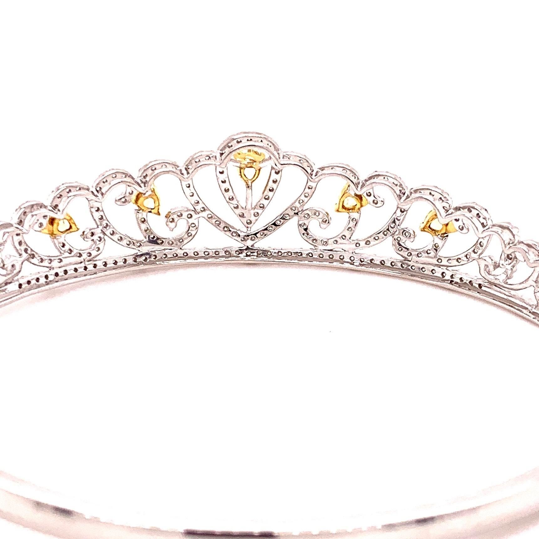 Fancy Yellow Diamond Bangle Bracelet For Sale at 1stDibs