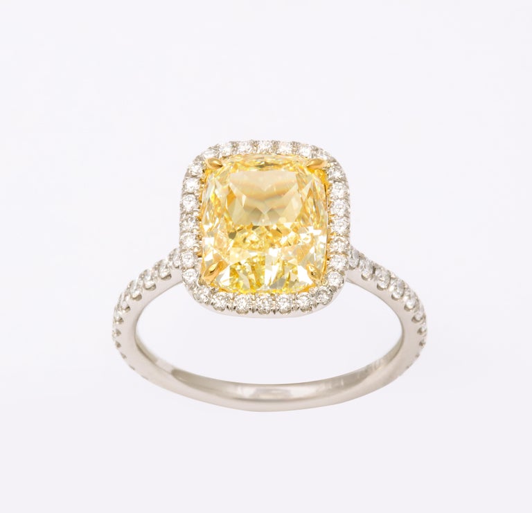 Fancy Yellow Diamond Ring For Sale at 1stDibs