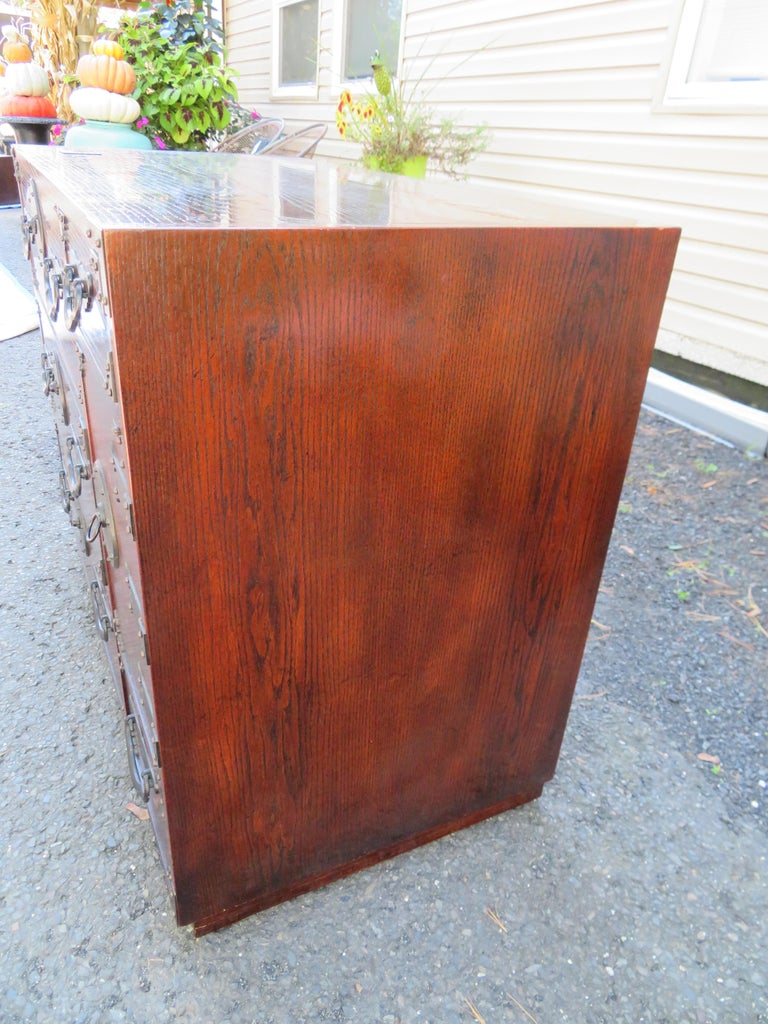 Fantastic Baker Modern Asian Tansu Bachelors Chest Chinoiserie Mid ...