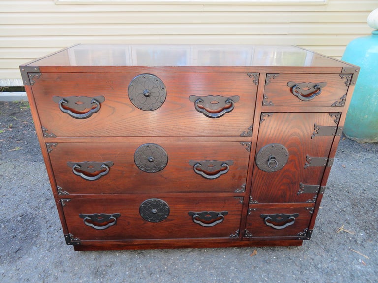 Fantastic Baker Modern Asian Tansu Bachelors Chest Chinoiserie Mid ...