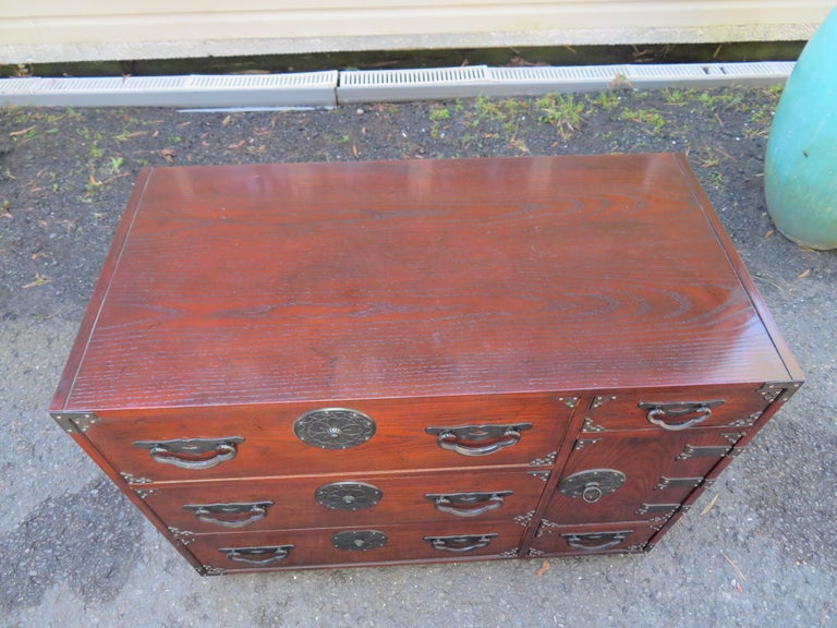 Fantastic Baker Modern Asian Tansu Bachelors Chest Chinoiserie Mid ...