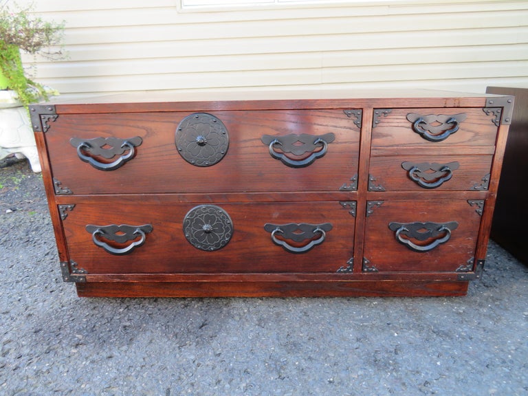 Fantastic Pair Baker Chinoiserie Asian Tansu Night Stands Mid-Century ...