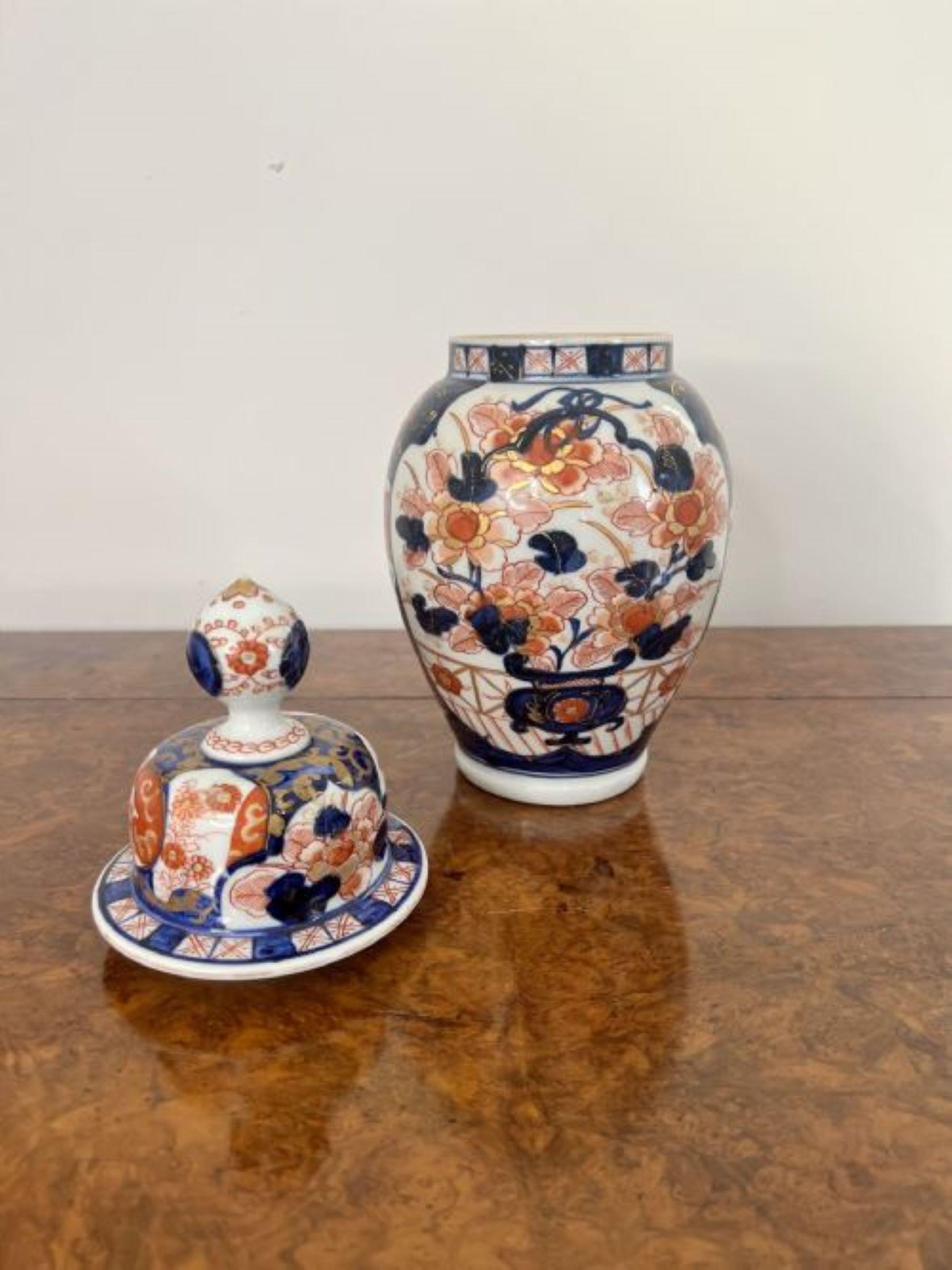 Fantastic quality antique Japanese imari lidded vase For Sale at 1stDibs