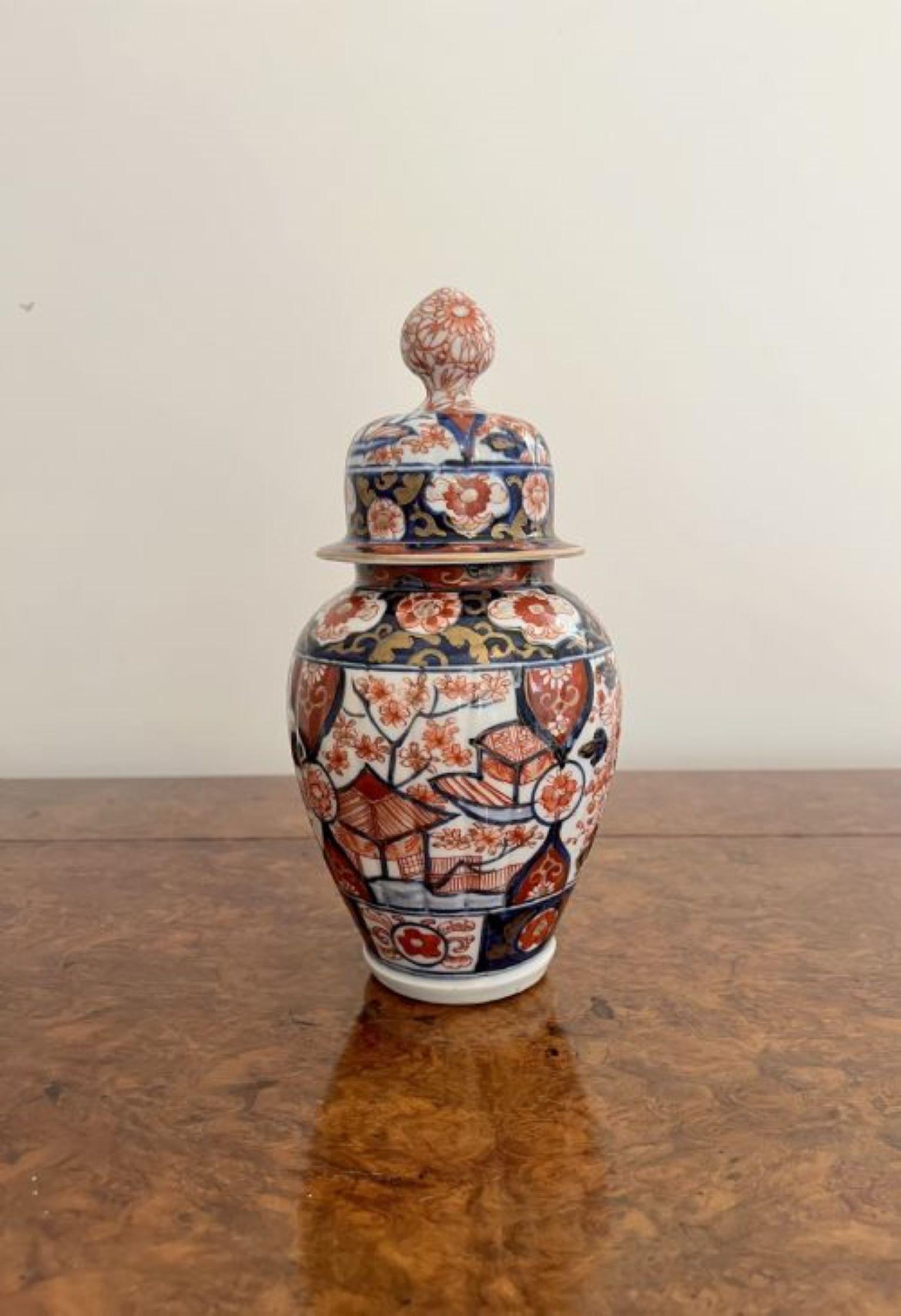Fantastic quality antique Japanese imari lidded vase For Sale at 1stDibs