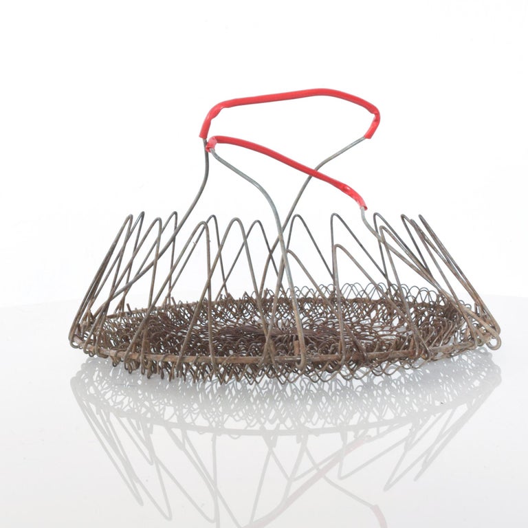 Farmhouse Chic Red Wire Egg Basket Carry All with Intricate Modern Mesh ...