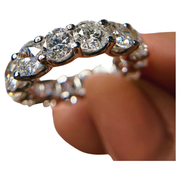 Customizable Fascinating Eternity Band with 8.00ct Natural Diamonds For ...