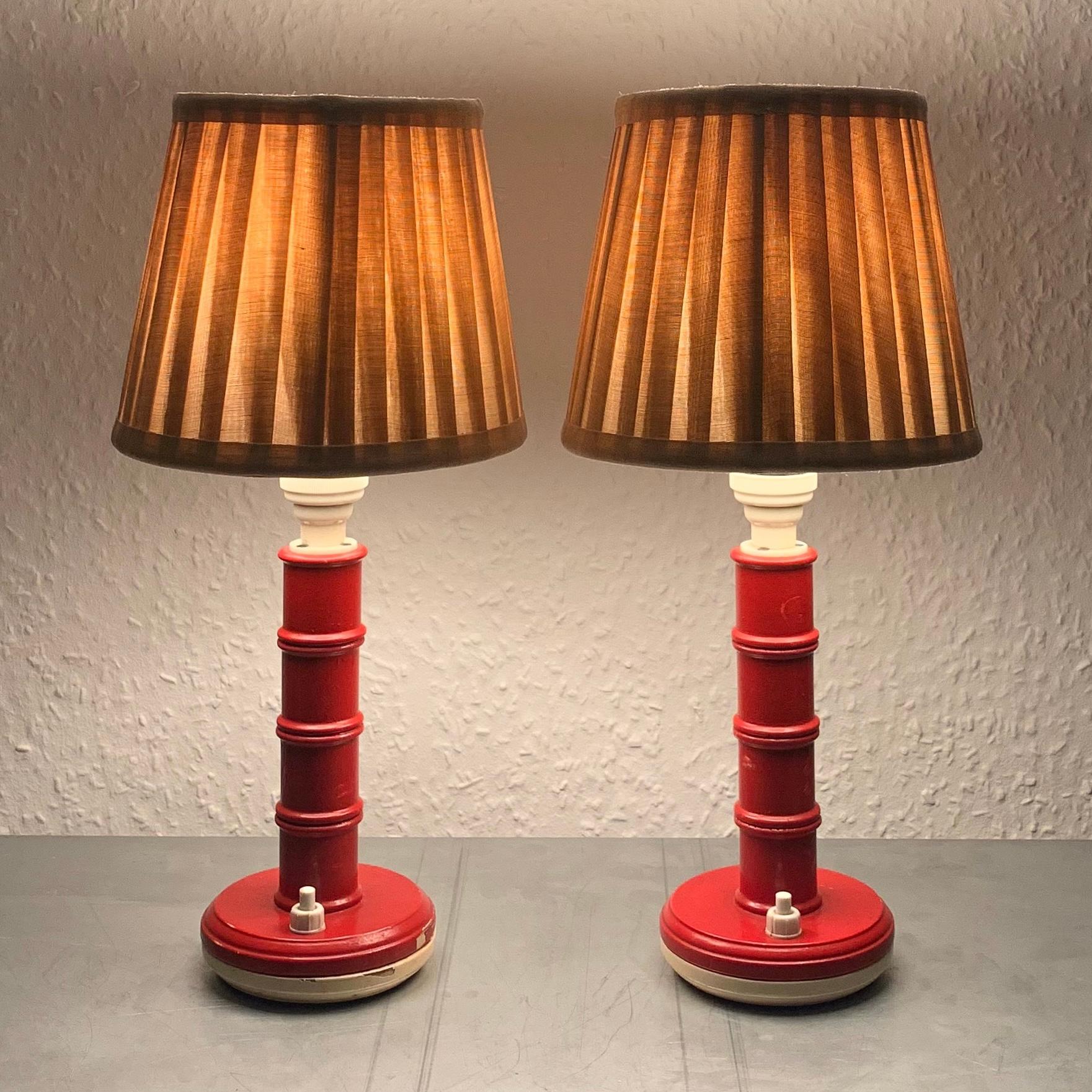 Faux Bamboo Table Lamps in Painted Turned Wood with Bakelite Fittings ...