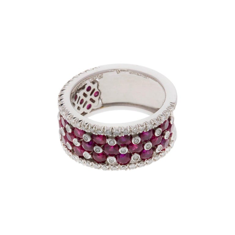 Favero Ruby and Diamond Ring For Sale at 1stDibs