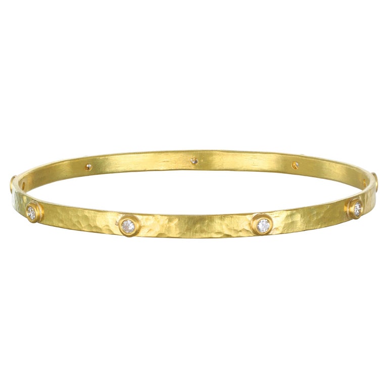 Faye Kim 18 Karat Gold Diamond Bezel Oval Bangle Bracelet For Sale at 1stDibs