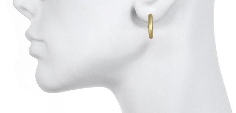 Faye Kim 18 Karat Gold Mini Huggy Hoops For Sale at 1stDibs
