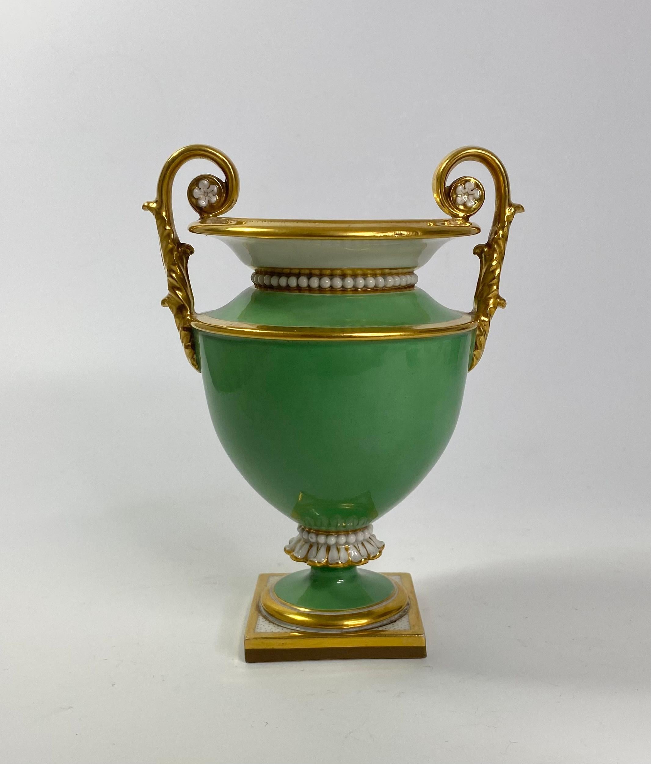 Fbb Worcester Porcelain Vase, the Minstrel, C. 1815 at 1stDibs