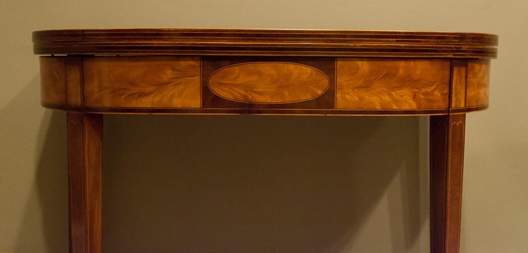 Federal Hepplewhite Gate Leg Card Table, New England, circa 1790 For ...