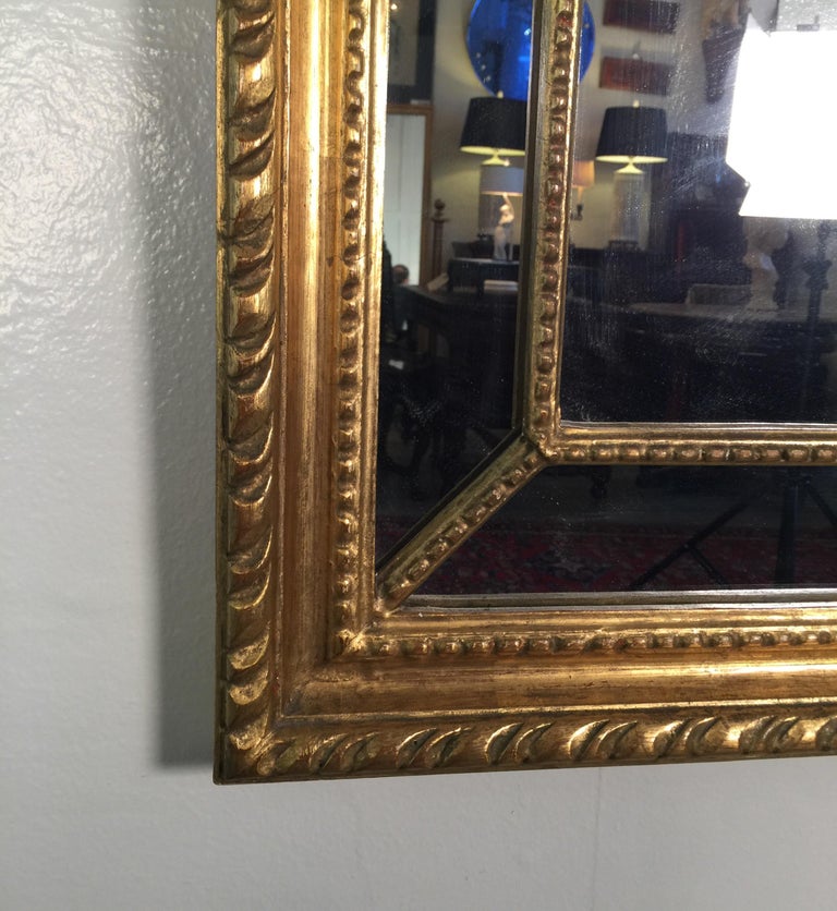 Federal Style Giltwood Mirror with Large Eagle For Sale at 1stDibs