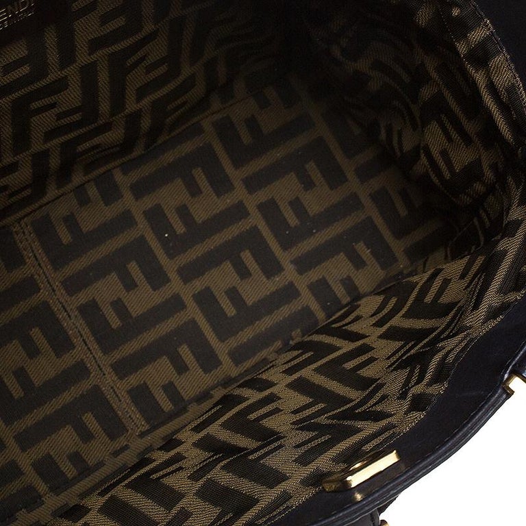 Fendi Black Leather and Suede Front Pocket Shoulder Bag For Sale at ...