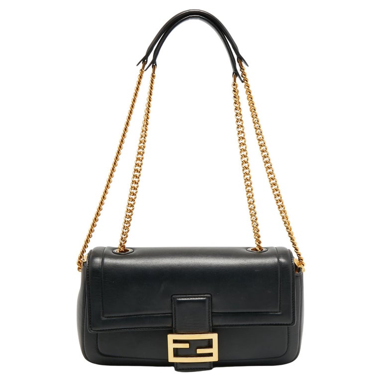 Fendi Black Leather Baguette Shoulder Bag For Sale at 1stDibs