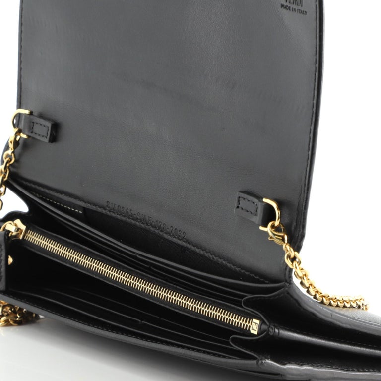 Fendi By The Way Continental Wallet on Chain Leather For Sale at 1stDibs