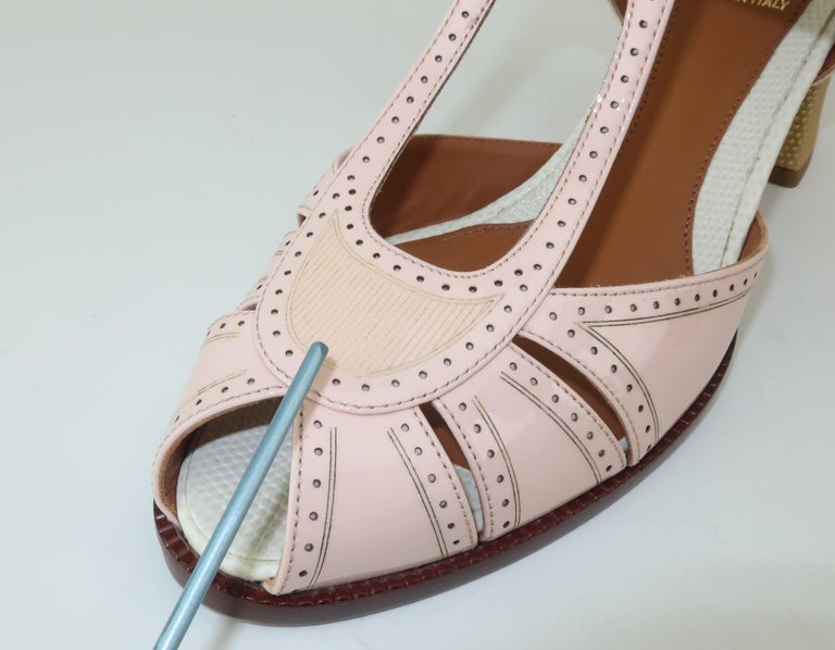Fendi Pink Patent Leather Spectator Style Shoes Sz 38 For Sale at 1stDibs