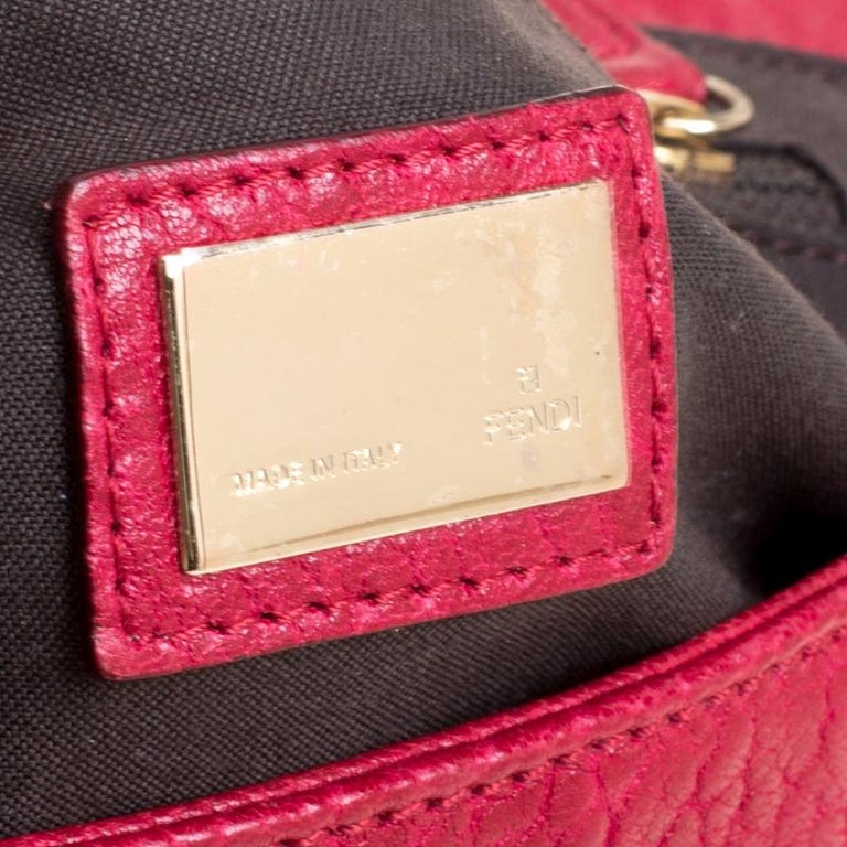 Fendi Red Textured Leather Mia Flap Shoulder Bag For Sale at 1stDibs