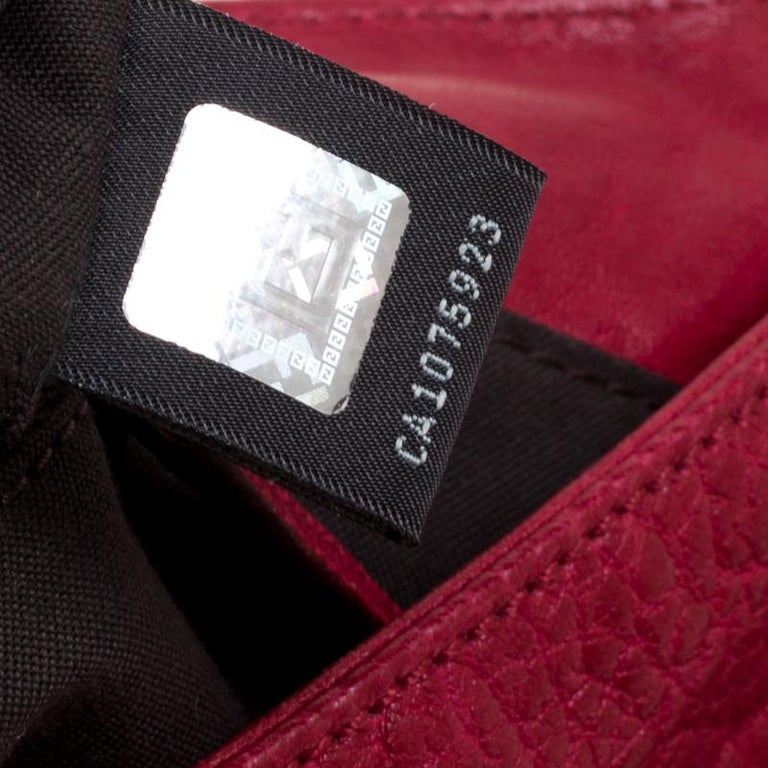 Fendi Red Textured Leather Mia Flap Shoulder Bag For Sale at 1stDibs