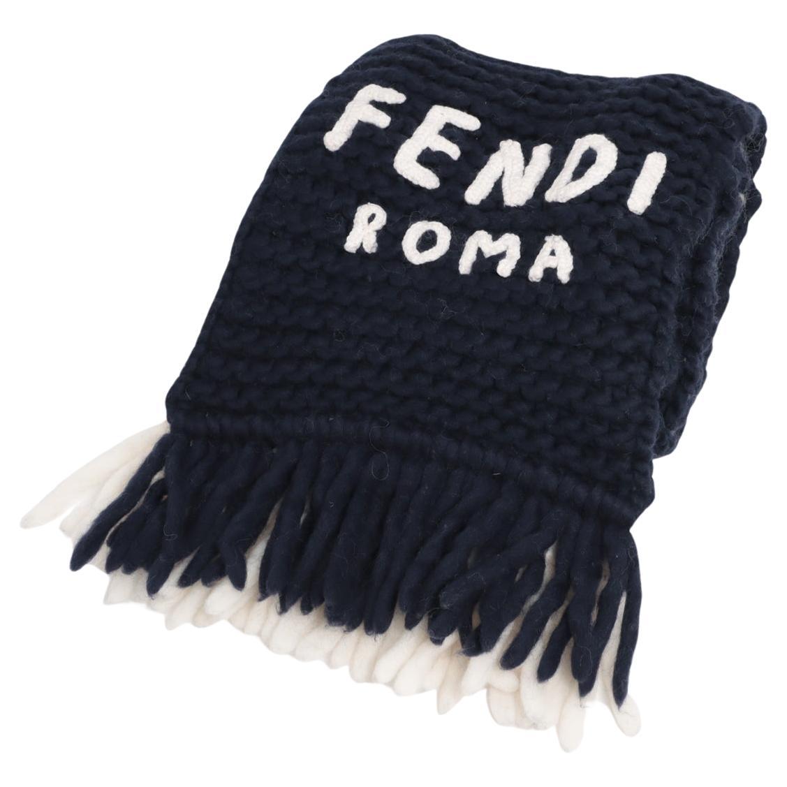 Fendi Roma Bufanda Lana Blanco x Azul Marino en venta en 1stDibs