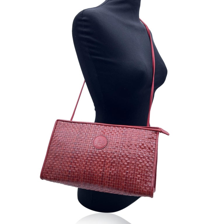 Fendi Vintage Red Woven Leather Shoulder Messenger Bag For Sale at 1stDibs