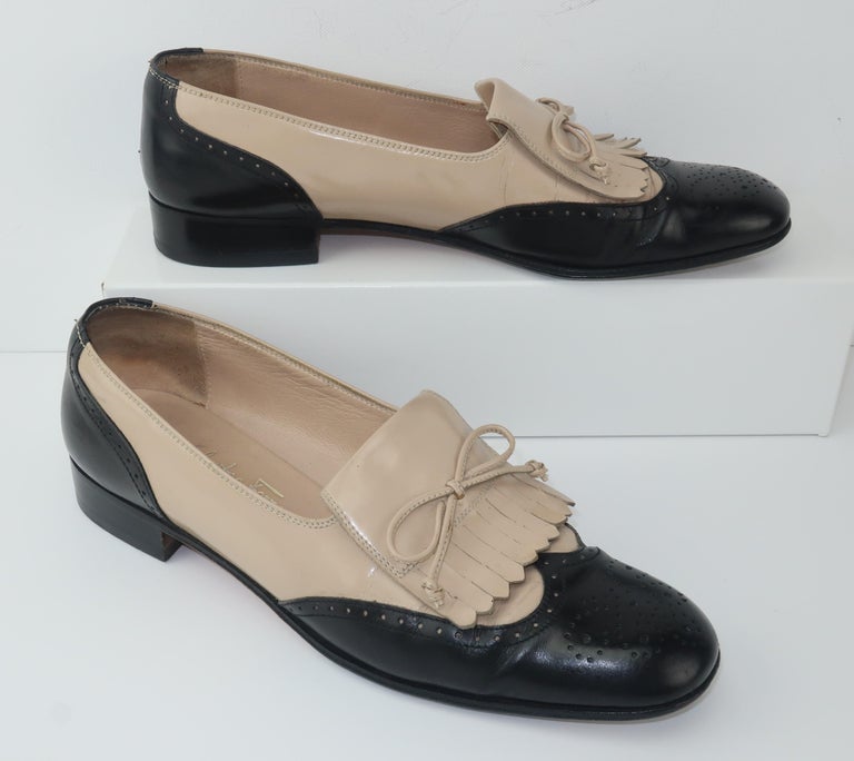 Ferragamo Two Tone Spectator Black Leather Kiltie Shoes, Sz 8 AA For ...