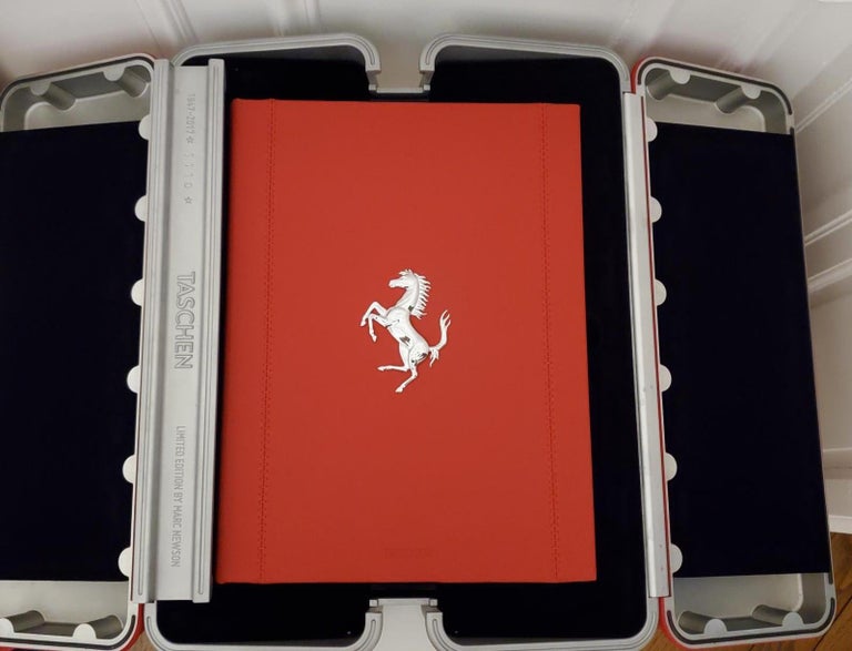 Livre de table Ferrari Taschen En vente sur 1stDibs