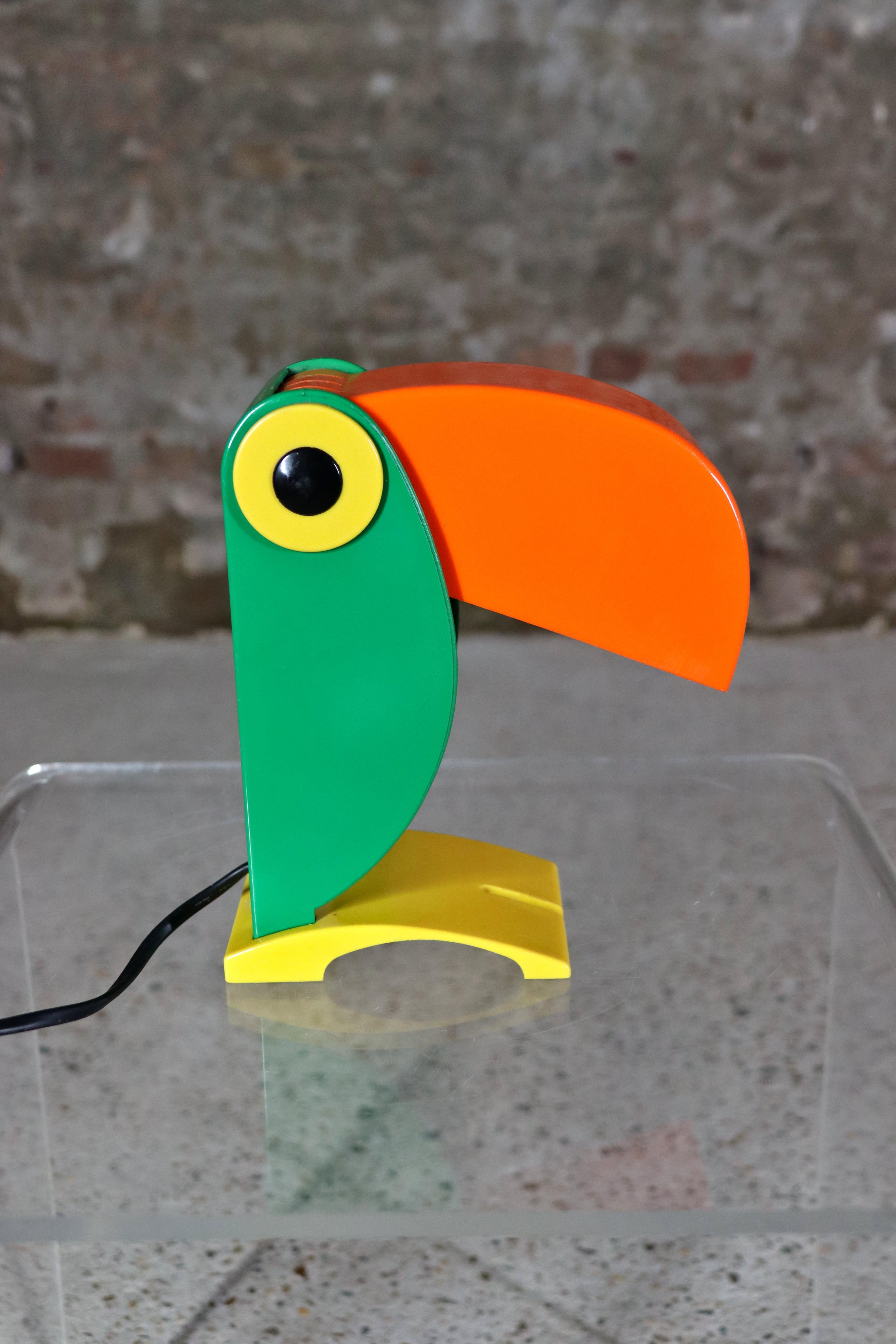 Ferrari – Toucan Lamp – Green – Old Timer – 1970 For Sale at 1stDibs