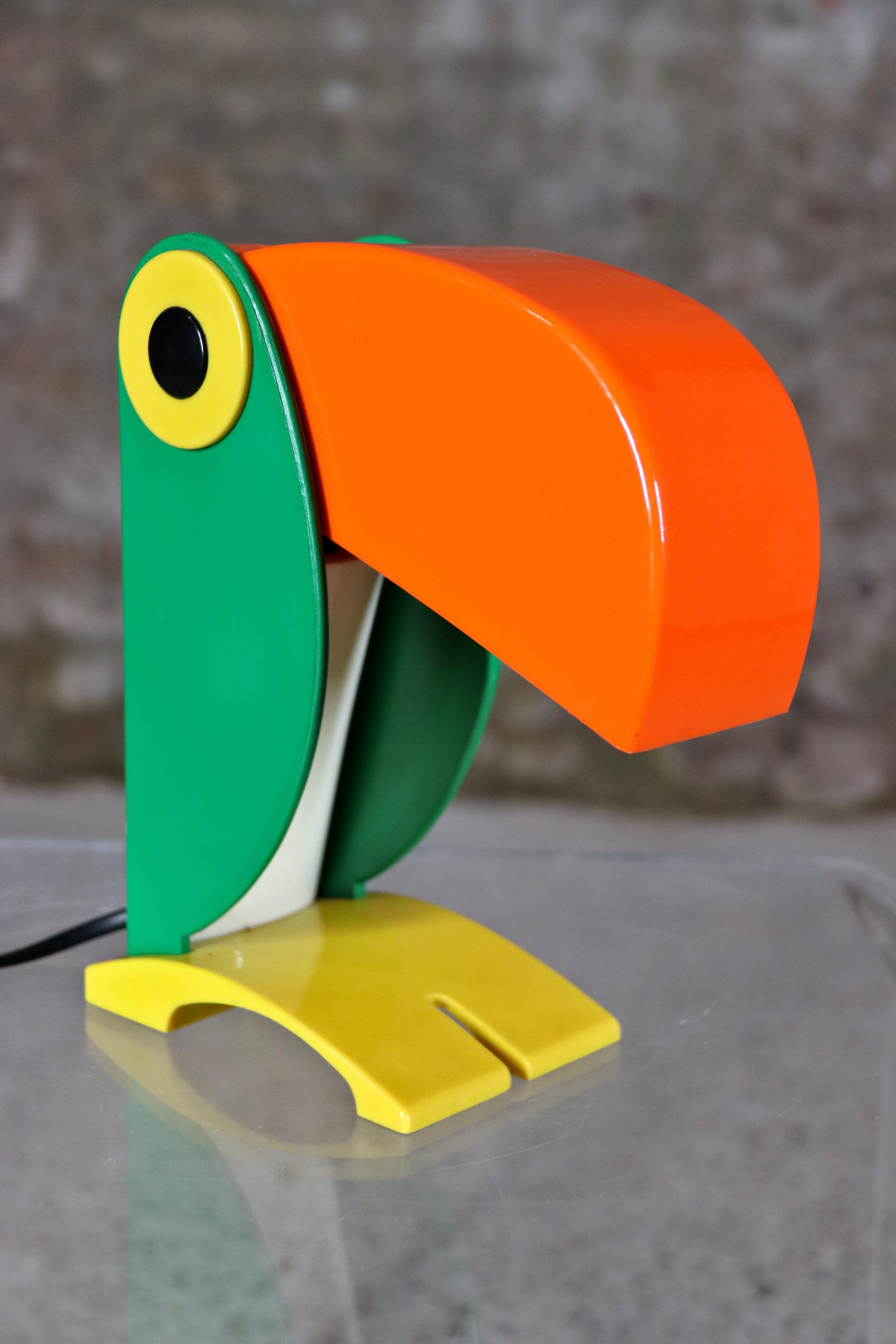 Ferrari – Toucan Lamp – Green – Old Timer – 1970 For Sale at 1stDibs