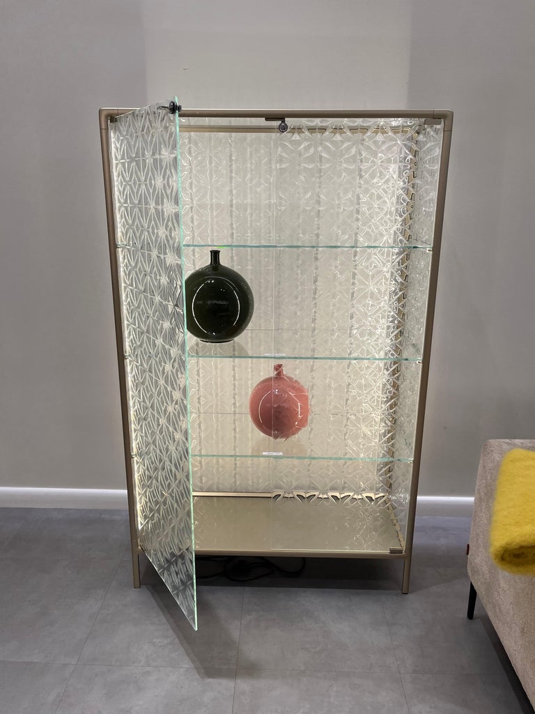 Fiam Italia Echo Showcase by Marcel Wanders Studio in Stock For Sale at ...