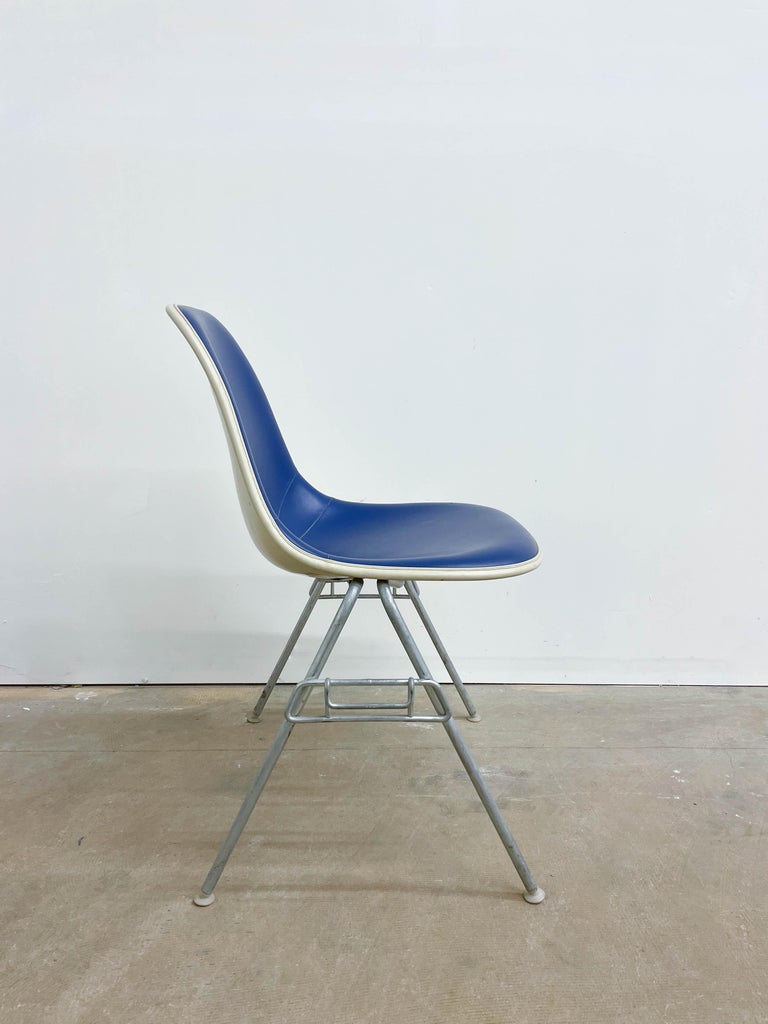 Fiberglass Eames DSX Chair For Sale at 1stDibs