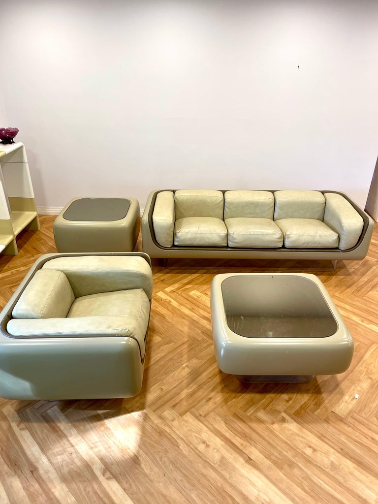 Fiberglass Sofa, William Andrus for Steelcase, 1970s at 1stDibs