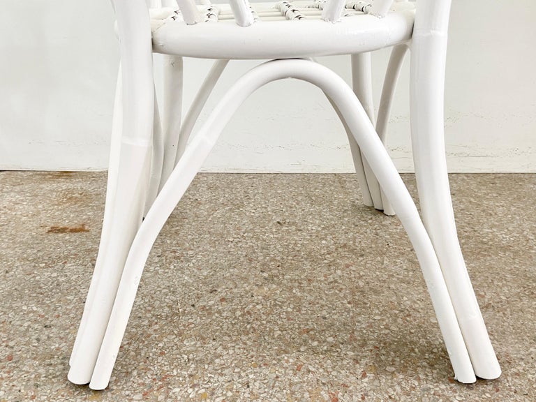 Ficks Reed Lattice Pattern Small Round Dining Table For Sale at 1stDibs