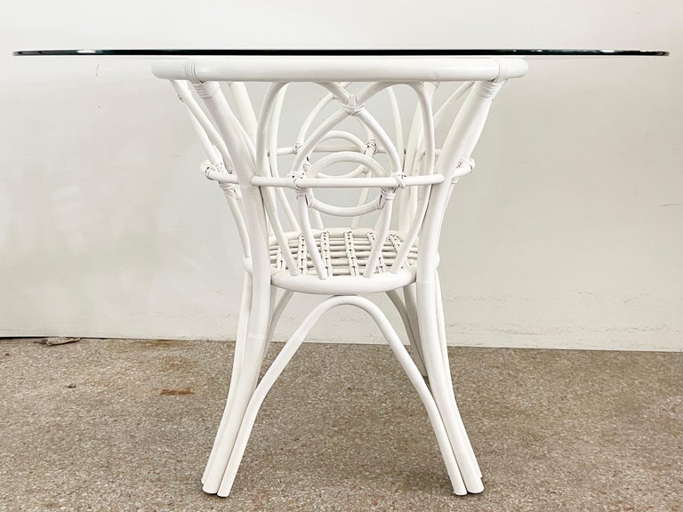 Ficks Reed Lattice Pattern Small Round Dining Table For Sale at 1stDibs