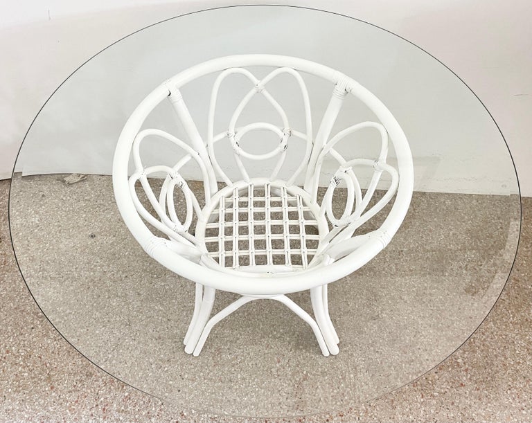 Ficks Reed Lattice Pattern Small Round Dining Table For Sale at 1stDibs