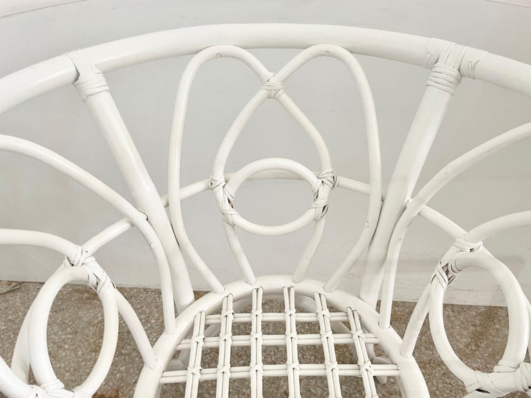 Ficks Reed Lattice Pattern Small Round Dining Table For Sale at 1stDibs