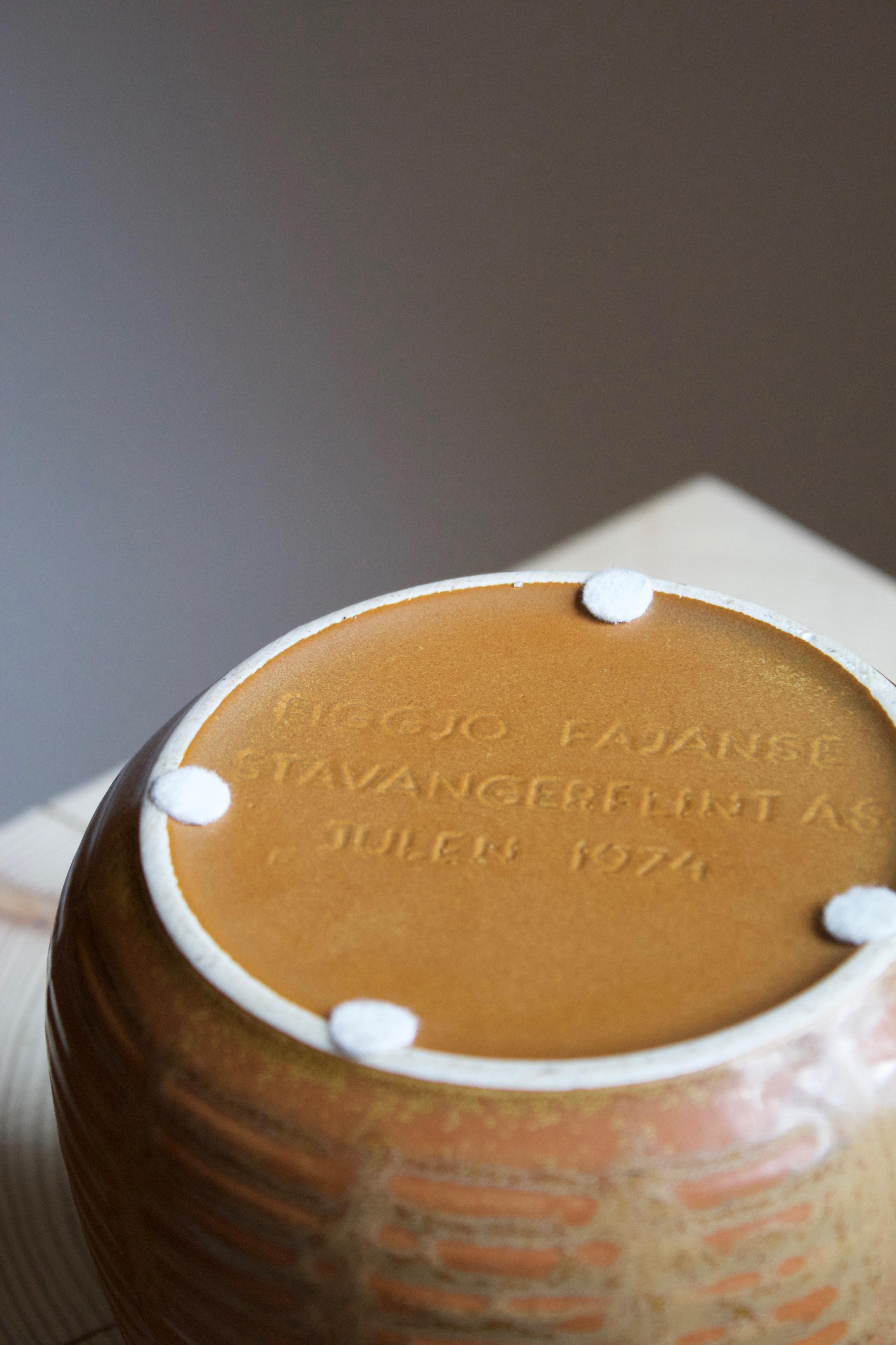 Figgjo Fajanse, Vase, Incised Stoneware, Stavangerflint, Norway, 1974 ...
