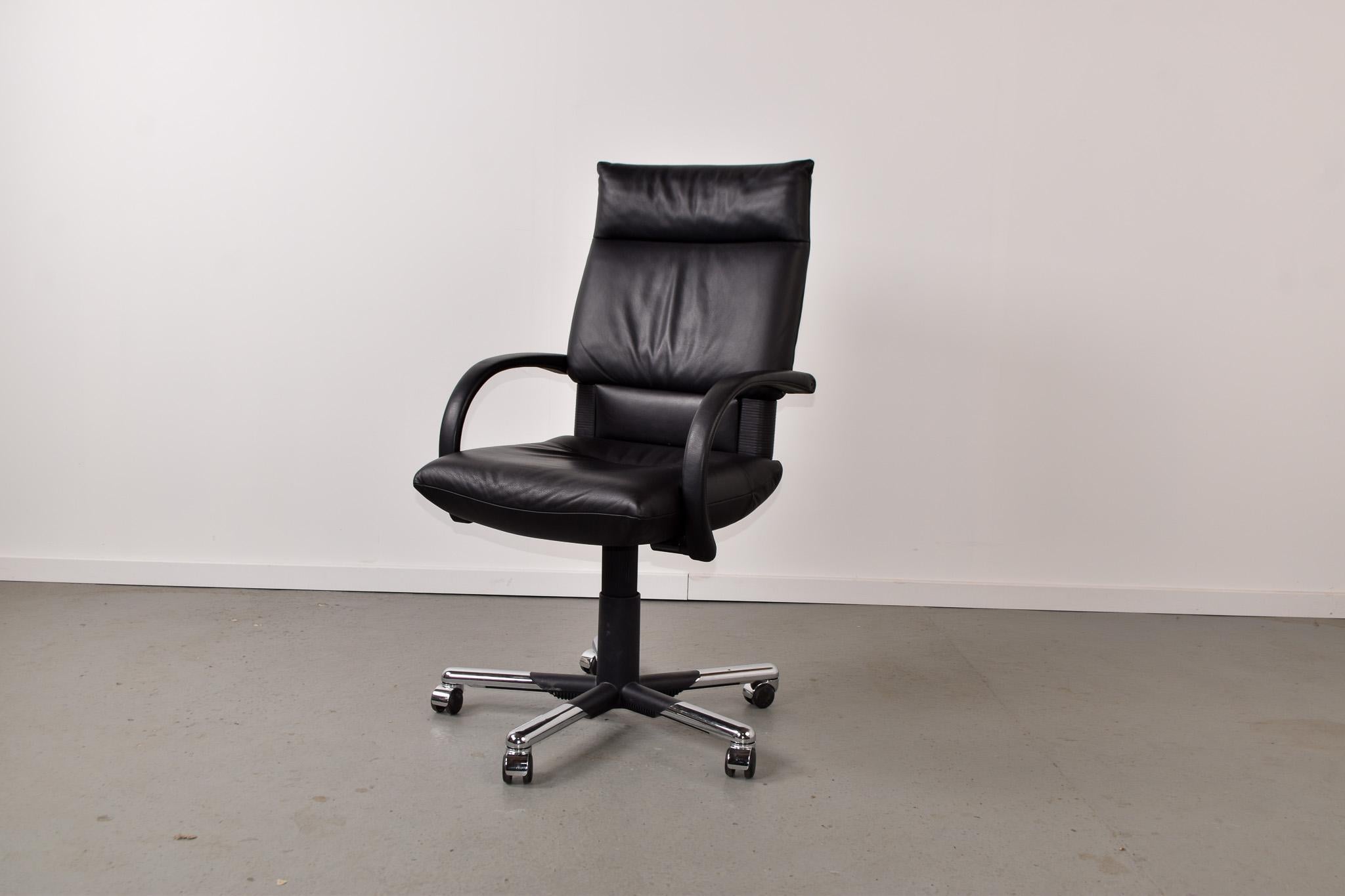Figura office chair from Mario Bellini for Vitra For Sale at 1stDibs