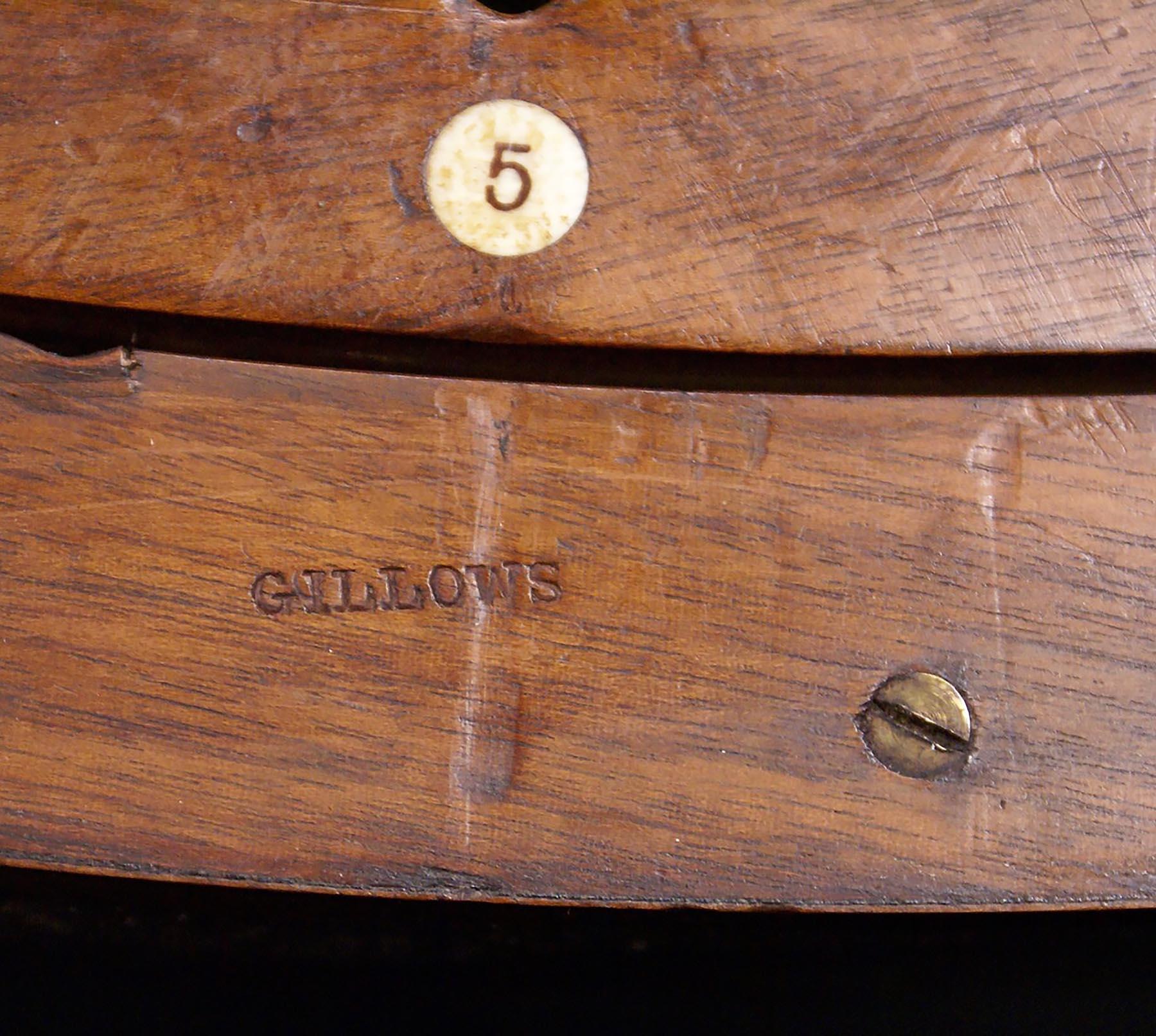 Figured Walnut Extending Circular Table by Gillows at 1stDibs