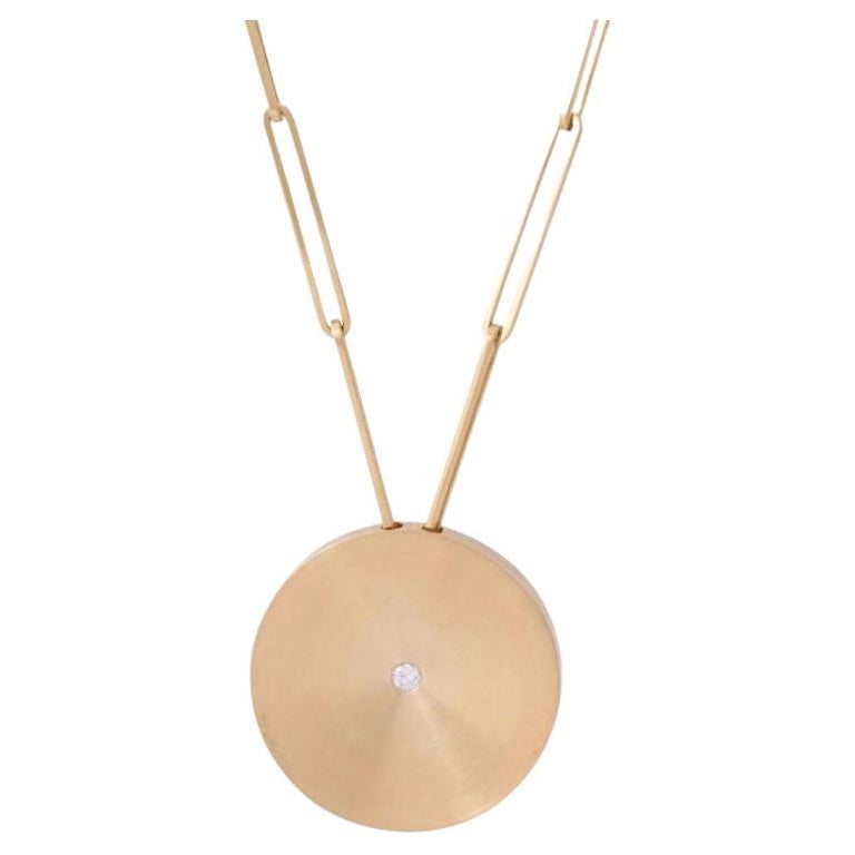 Filigree Link Chain with Pendant For Sale at 1stDibs