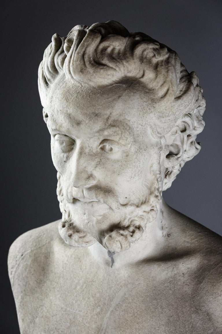 Fine 19th Century Carved Marble Bust of a Gentleman For Sale at 1stDibs